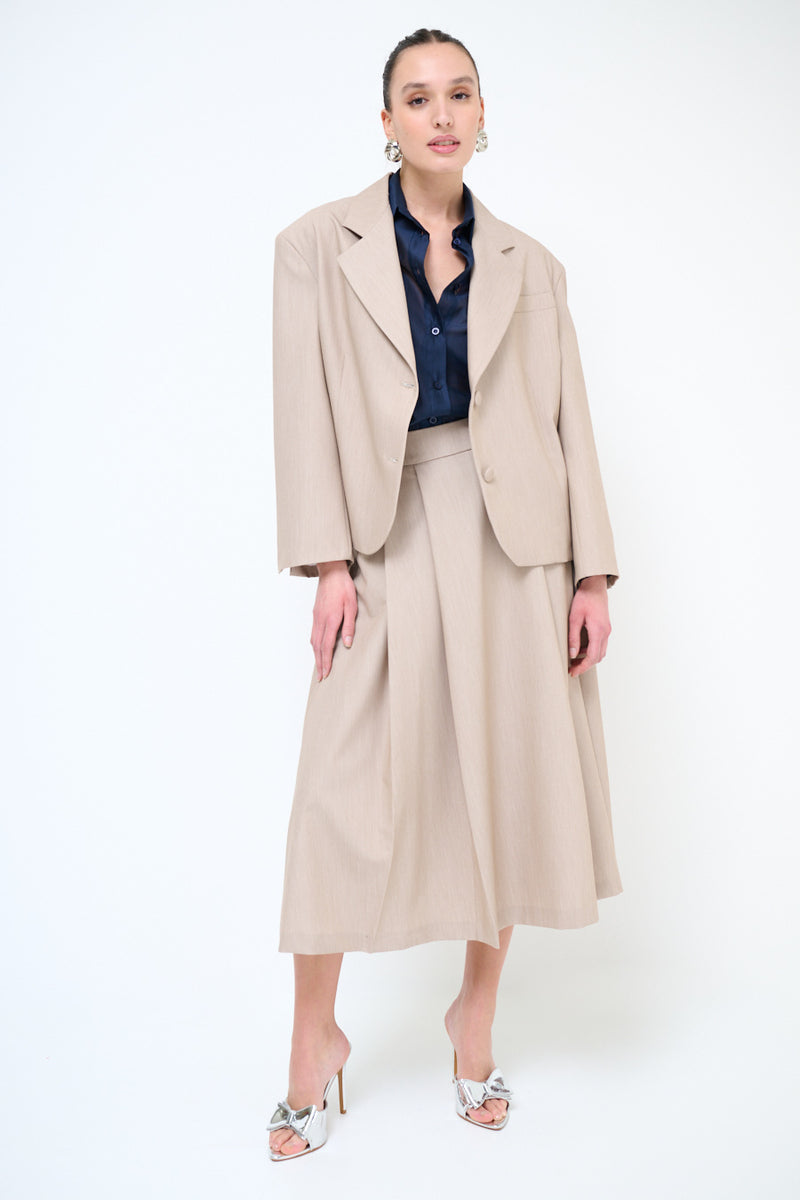 Cropped structured blazer with button closure wholesale – LEIVIP